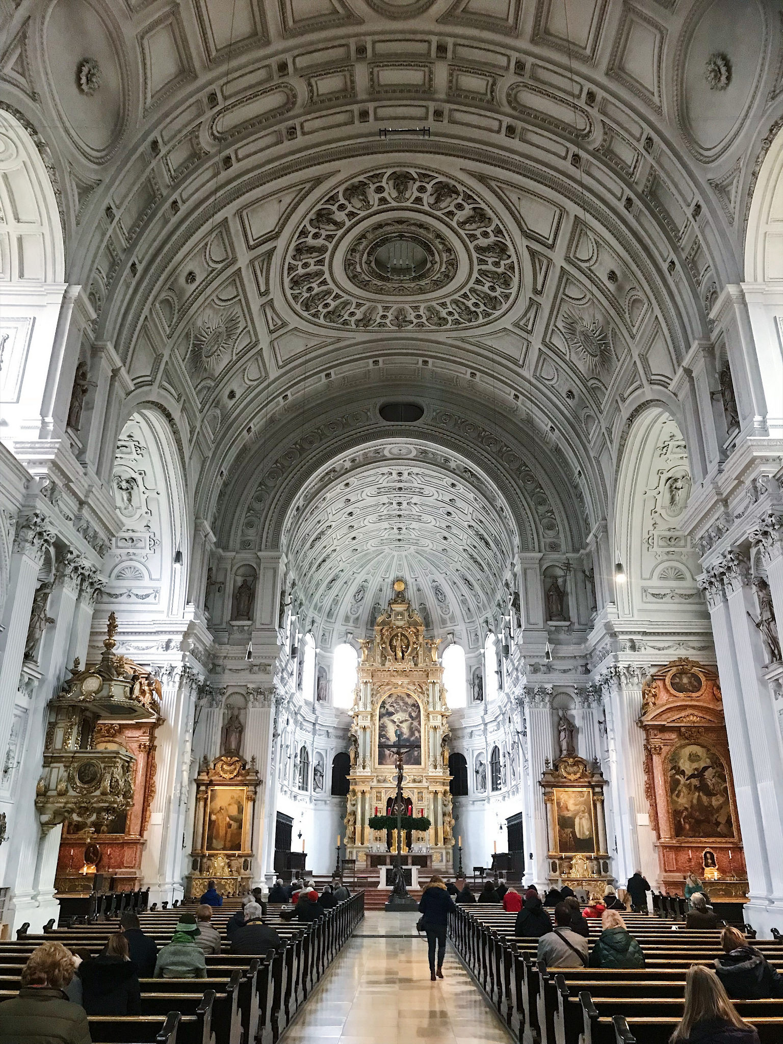 The Renaissance Beyond the Walls of Rome and Paris – 4 Sites You ...