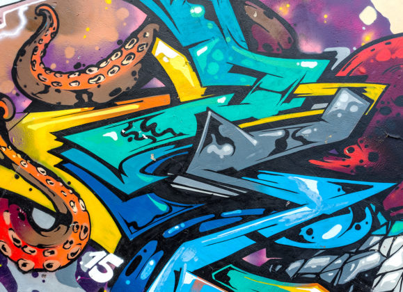 Creating a street art lesson plan and connecting community | EF Tours Blog